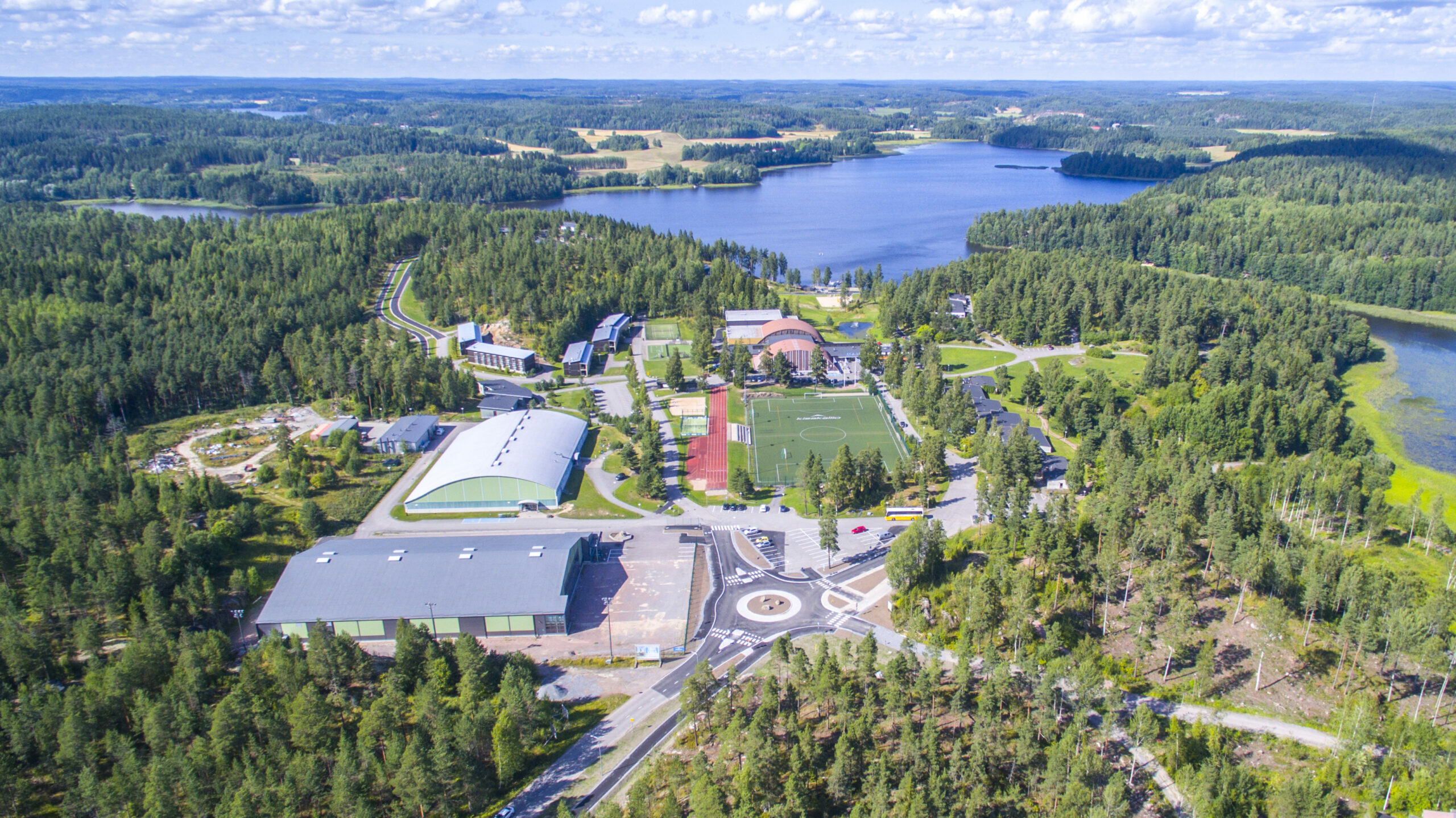 Kisakallio - Tutustu urheiluopistoon - Happens.fi