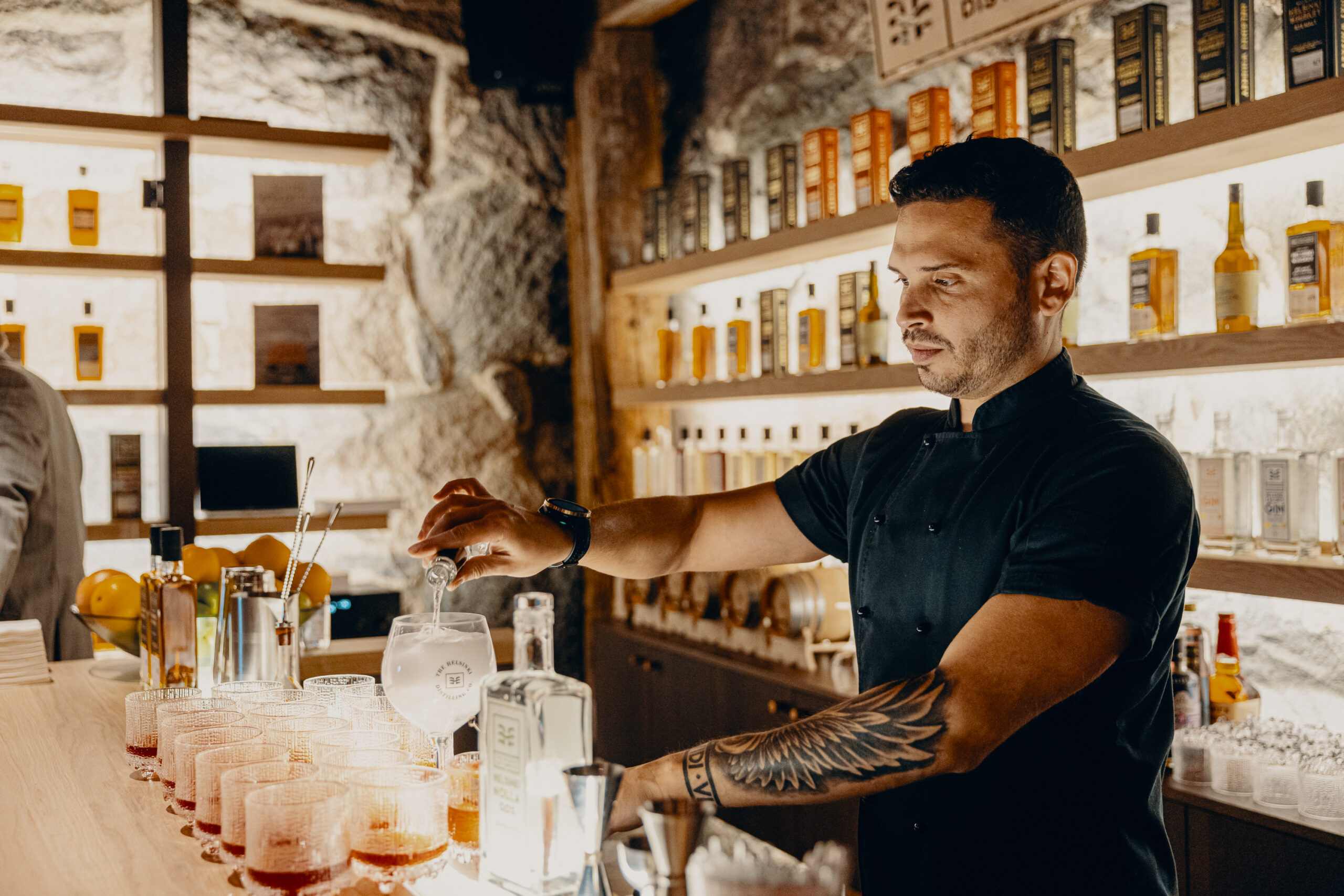 The Helsinki Distilling Company - Viskikellarikierros & Tasting ...